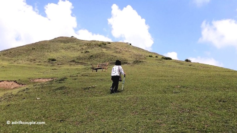 Raghupur Fort Trek (at 12000 feet) From Jalori Pass, Enthralling 360 ...